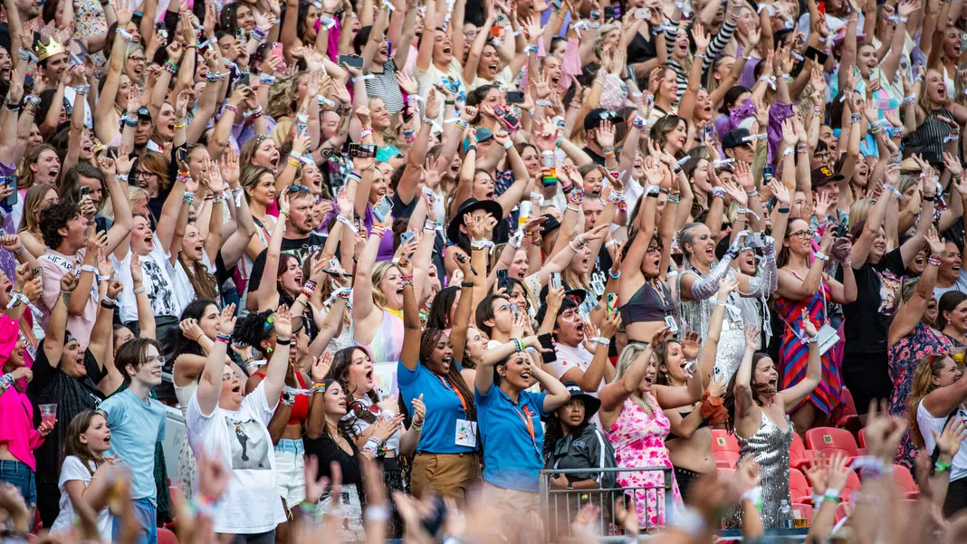 The Making of a "Swiftie" (2024/06/18)- Tickets to Movies in Theaters ...