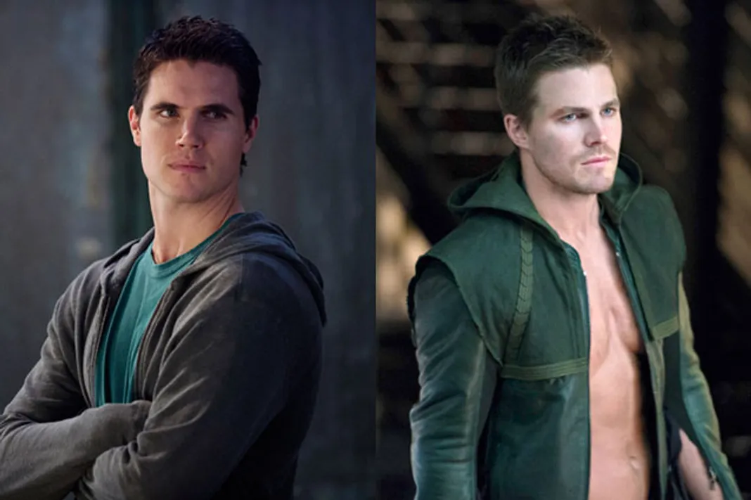 The Amell Cousins: Stephen vs. Robbie (2013/12/26)- Tickets to Movies ...