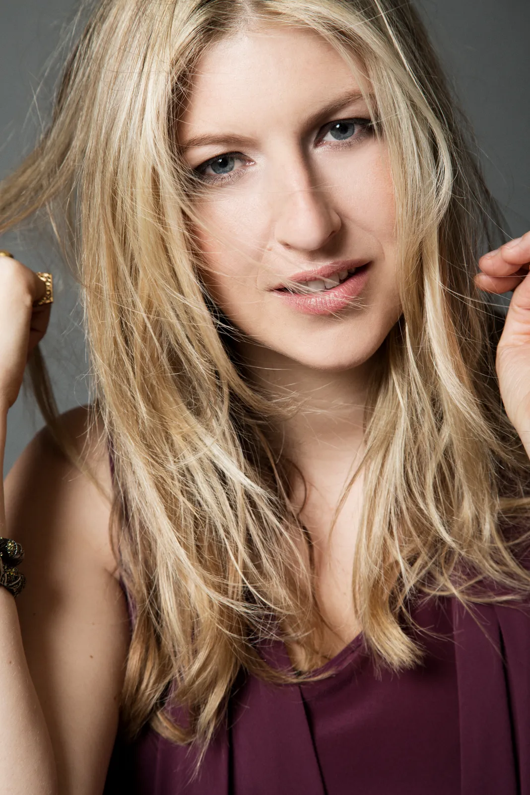 EXCLUSIVE: Tara Summers on 'Rake' (2014/01/23)- Tickets to Movies in ...