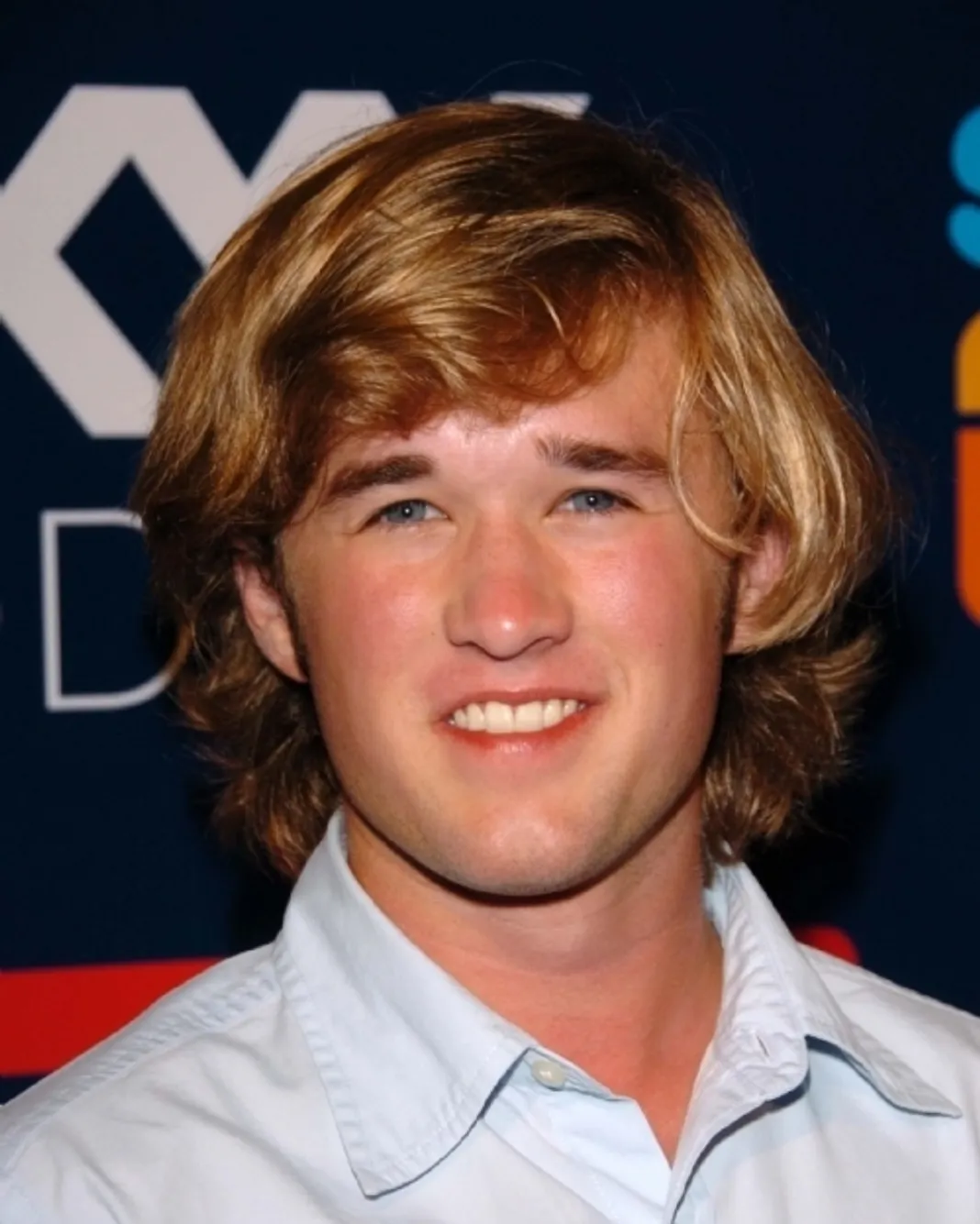 Haley Joel Osment Charged with Drunk Driving and Drug Possession (2006 ...