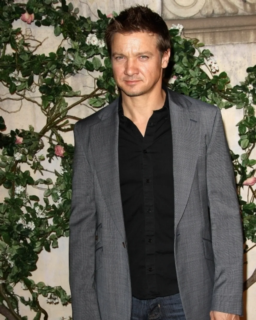 Jeremy Renner Talks 'Ghost Protocol,' 'Avengers,' 'Bourne Legacy' and ...