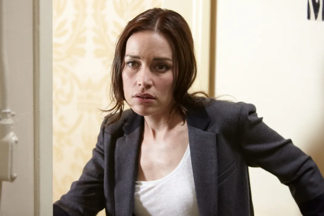 Can 'Covert Affairs' Survive This 'Main Character is Dead' Arc? (2013 ...