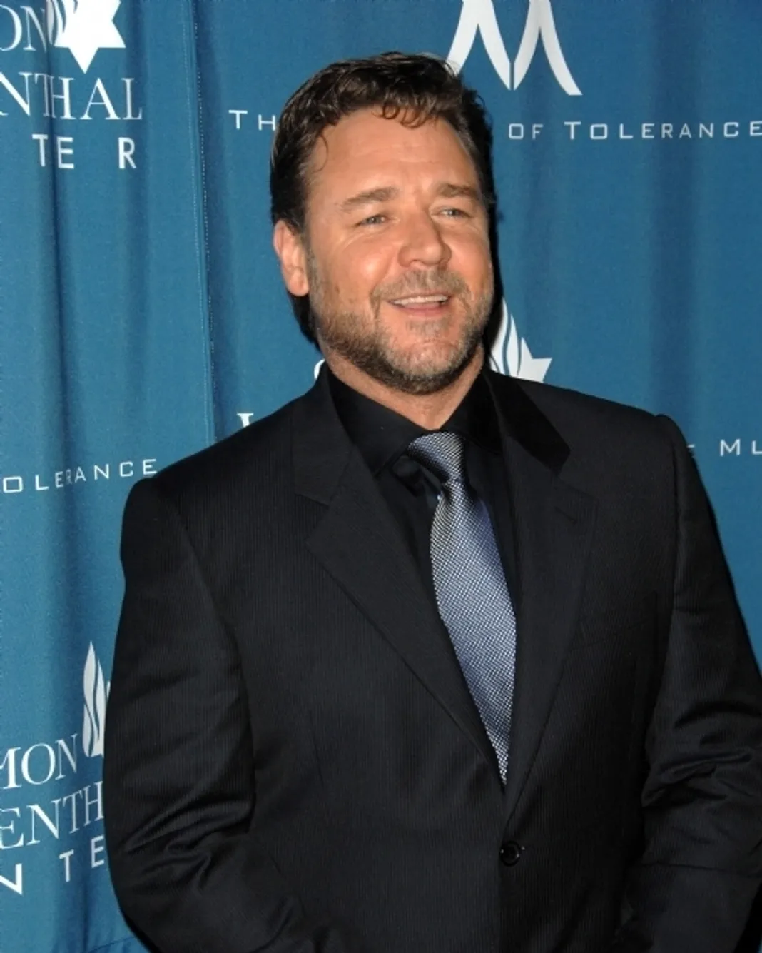 Russell Crowe Joins RZA In 'The Man With The Iron Fist' (2010/09/14 ...